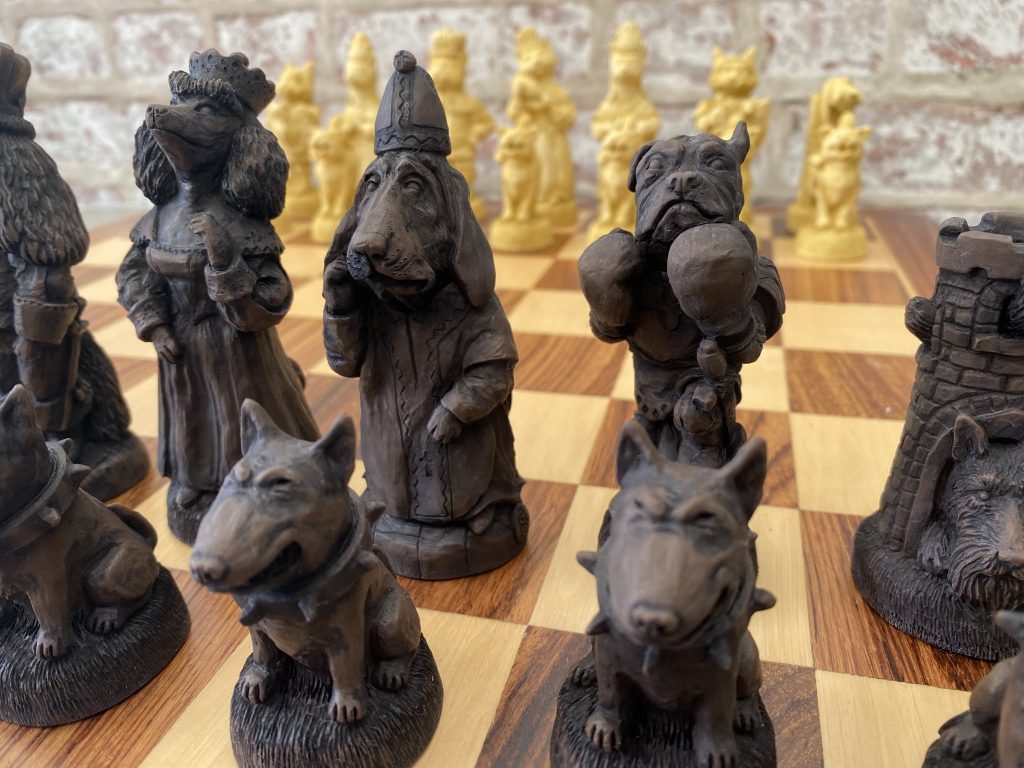 Berkeley Chess Ltd - Cats and Dogs - BROWN - ChessBaron Chess Sets ...