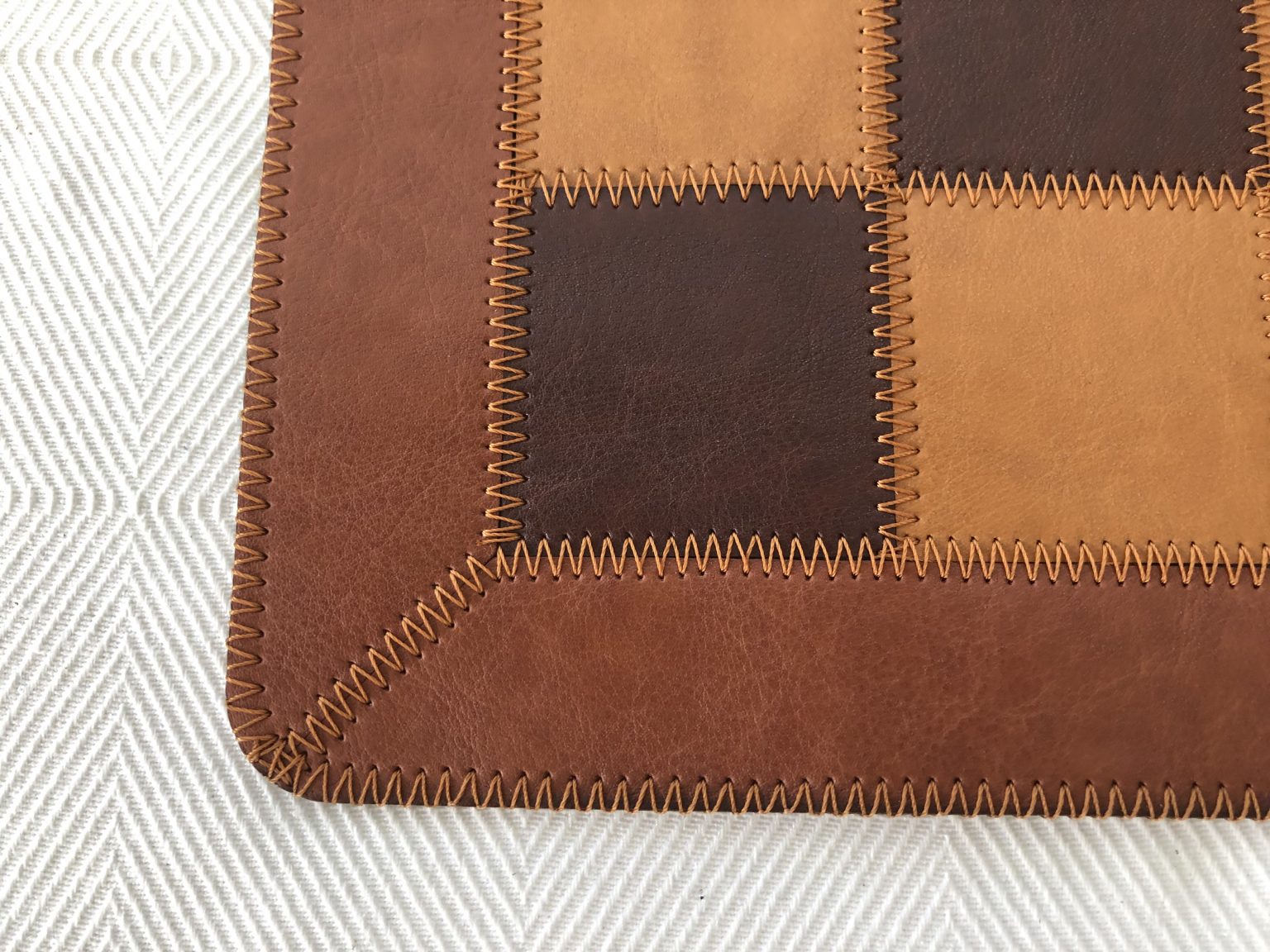 Leather Chess Mat 2" Squares - ChessBaron Chess Sets - 01278 426100