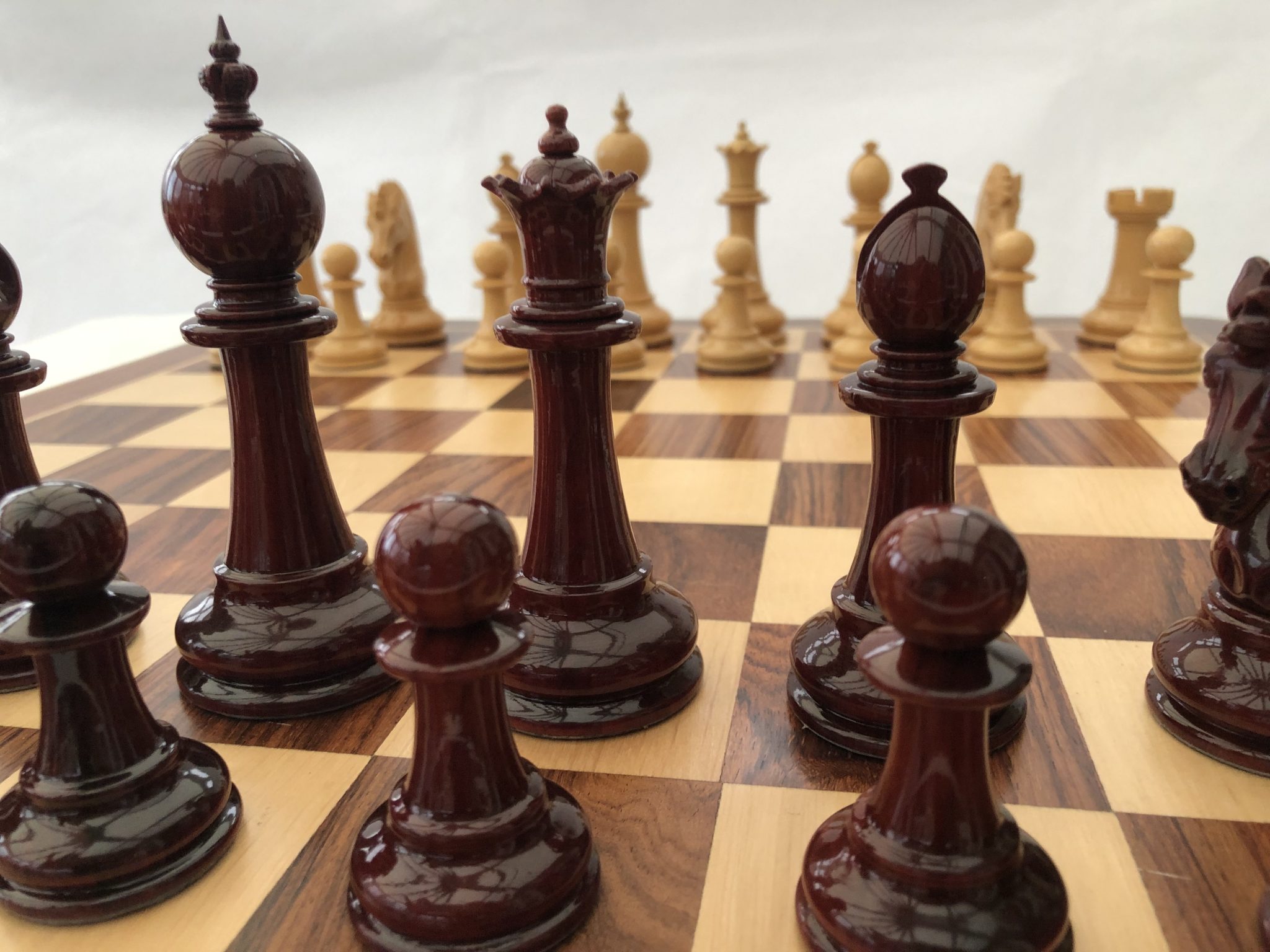 The Budapest Chess Set in Bud Rosewood - ChessBaron Chess Sets - 01278 ...