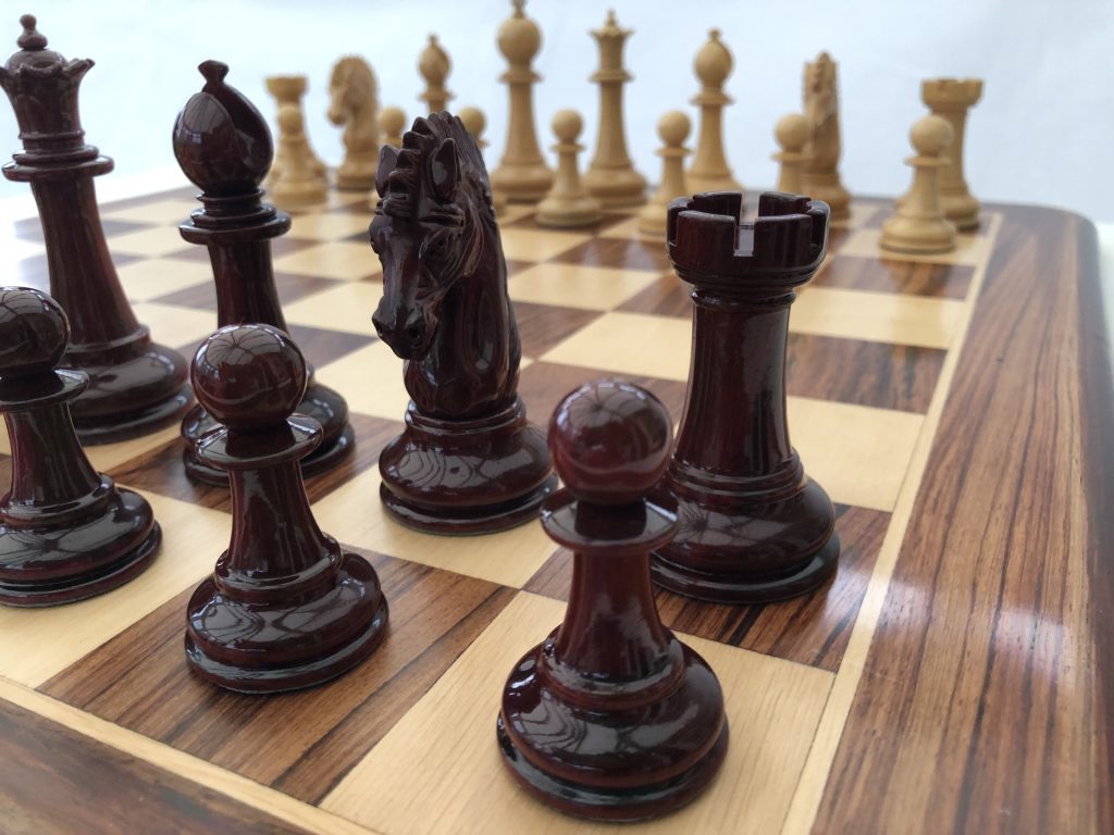 The Budapest Chess Set in Bud Rosewood - ChessBaron Chess Sets - 01278 ...