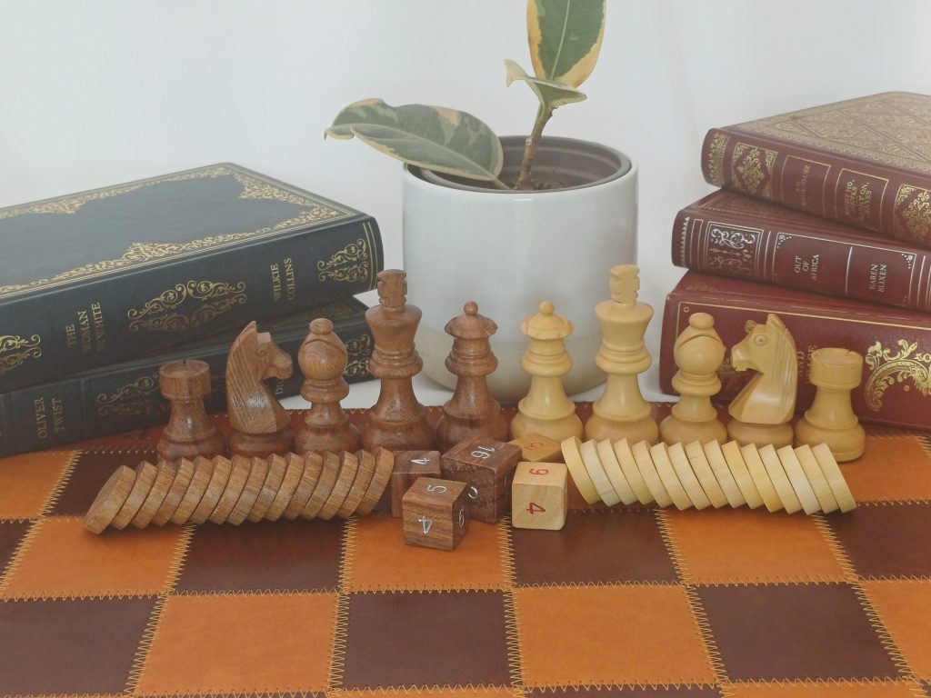 Thick LEATHER Chess Set (draughts and backgammon included) - ChessBaron ...