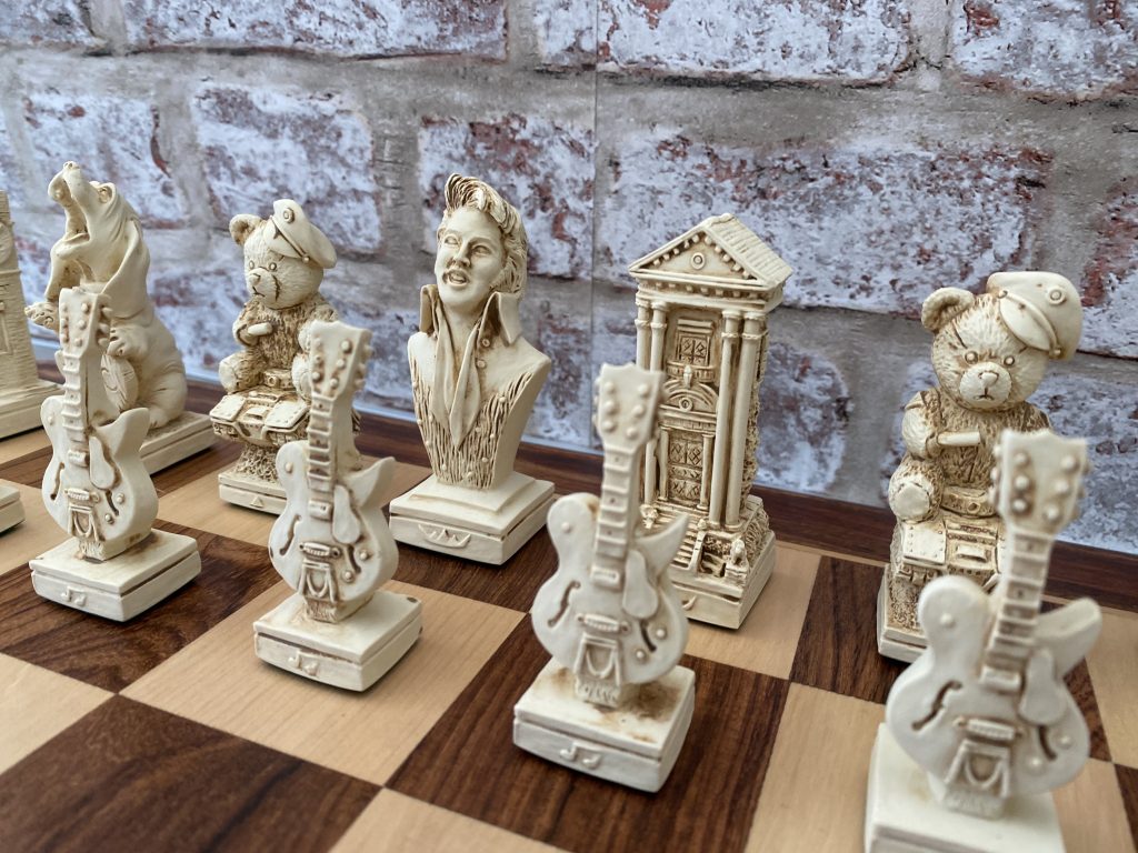 Elvis Presley Chess Set - ChessBaron Chess Sets - 01278 426100