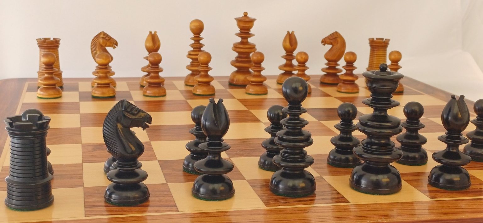 John Calvert Chess Set in Ebony - ChessBaron Chess Sets - 01278 426100